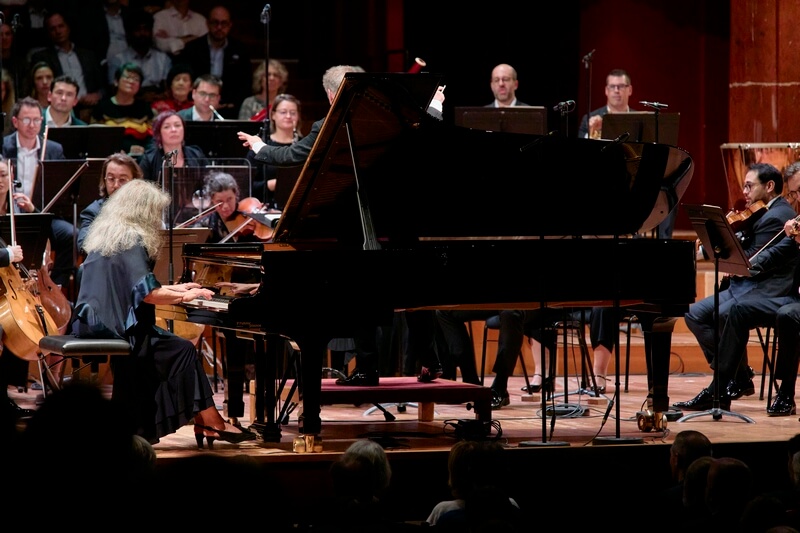 Exclusif Magazine : Concert à guichet fermé